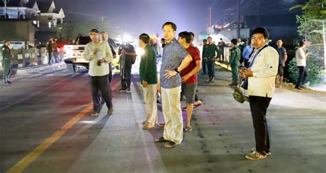 ស្នងការខេត្តកណ្ដាលចុះត្រួតពិនិត្យស្ថានភាពទឹកជនន់ទឹកភ្លៀងនៅសង្កាត់រកាខ្ពស់ក្រុងតាខ្មៅ