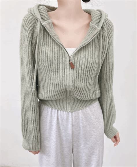 [러블리 집앞코디룩 테디베어🧸니트후드] 4color 여리핏 벌룬핏 니트 후드 집업 크롭 꾸안꾸 데이트룩 도톰 폭닥 연말룩 크리스마스 에이블리