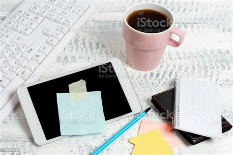 무선 통신 음성 화상 통화 중요한 노트 글로벌 연결 글로벌 연결 온라인 연결 인터넷 검색 이메일 읽기 사무실 생산성 귀여운에