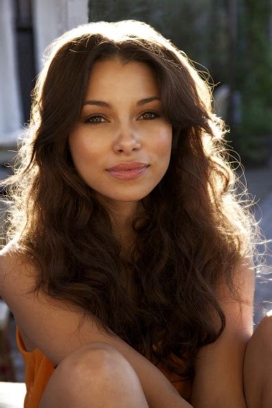 Jessica Parker Kennedy Me In My Place