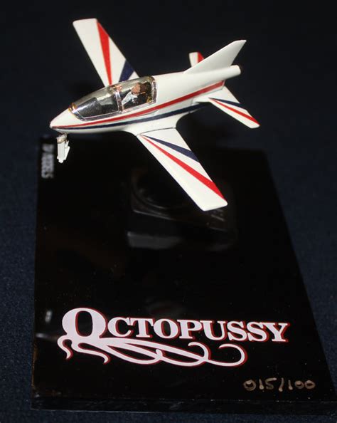 Octopussy My Modest 007 Collection