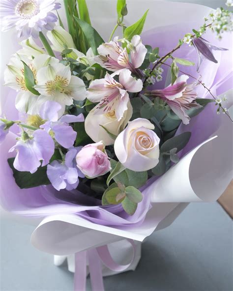 옥정졸업꽃다발 옥정꽃집 양주꽃집 회천꽃집ㅣ르누아 플로르 🩶 🍋💫🎺🍹🧡 어머니 생신꽃바구니 꽃은 벌써 봄이다 그쵸오 ☺️ 르누아플로르 🌿 문의 및 예약