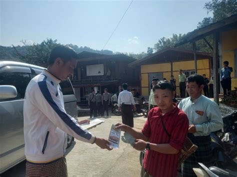 ချီဖွေမြို့နယ်တွင် ၇၈ နှစ်မြောက်တပ်မတော်နေ့ အထိမ်းအမှတ် သတင်းစကားလက်ကမ်း စာစောင်များဖြန့်ဝေ