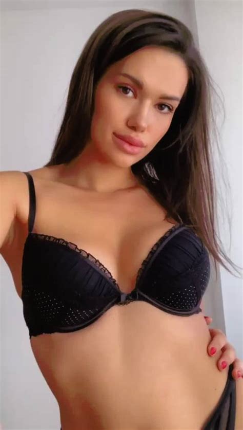 Did I Tell You What I Call My Boobs Scrolller
