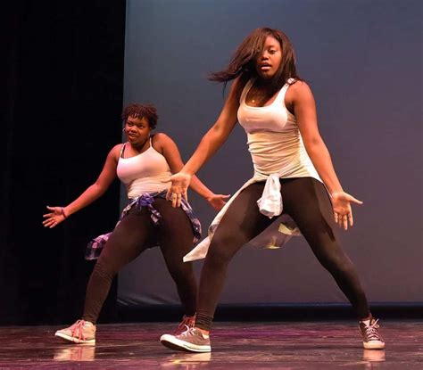 Dancing Vs Choreography Difference And Comparison