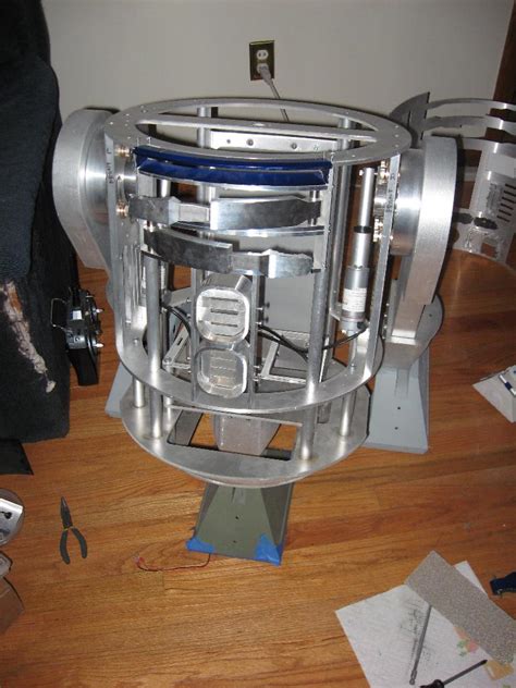 Pauls Second R2 D2 Build Aluminum Utility Arms Installed