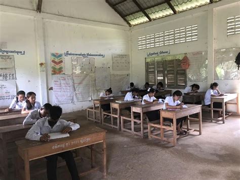 ទោះនៅតំបន់ដាច់ស្រយាល តែអ្នកភូមិកោះព្រះនៅតែអាចបញ្ជូនកូនៗពួកគេទៅសាលា សុីសុីថាមស៍