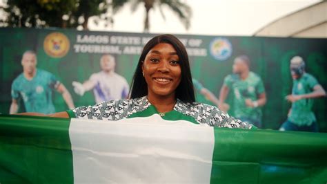 Plus De 6 Vidéos Gratuites De Pretty Girl Et De Pom Pom Girl En