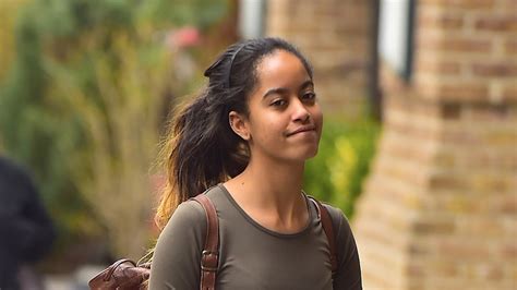 Inside Sasha And Malia Obamas Lavish Lifestyle