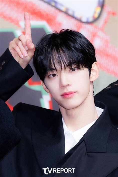 [t포토] 투어스 도훈 살짝 뿔났어