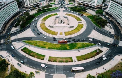Premium Photo Aerial Drone View Of Marquis Of Pombal Square