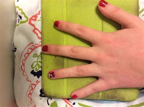 Month Of Garnet Nail Art Steven Universe Amino