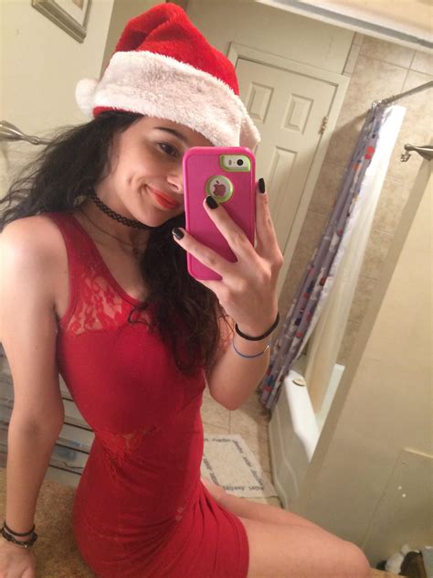 Merry Almost Christmas 🎄 R Selfie