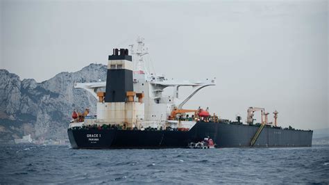 Uk Offers To Return Seized Iranian Oil Tanker The New York Times