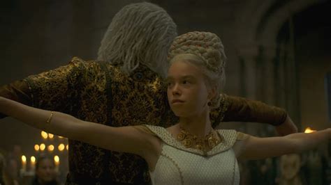 House Of The Dragons Rhaenyra And Alicent Are Just Arya And Sansa All Over Again