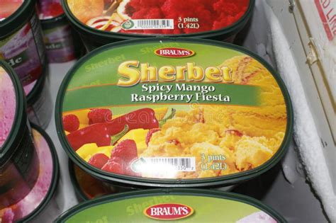 Braums Sherbert Spicy Mango Raspberry Fiesta Ice Cream Closeup