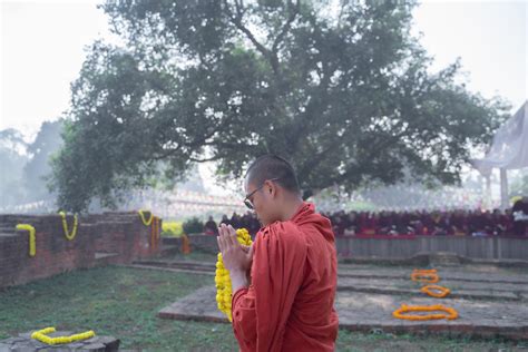 លោកឪស៊ុច ចង់ជួបលោកកូនណាស់ ថ្ងៃមុនឃើញលោកកូននិមន្តទៅថៃ ស្កាត់ជូប