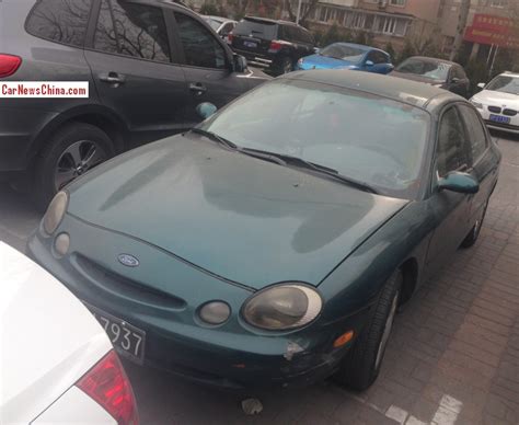 Spotted In China Third Generation Ford Taurus In Green