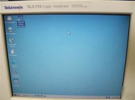 Tektronix Tla715 Logic Analyzer Mainframe Tla 715