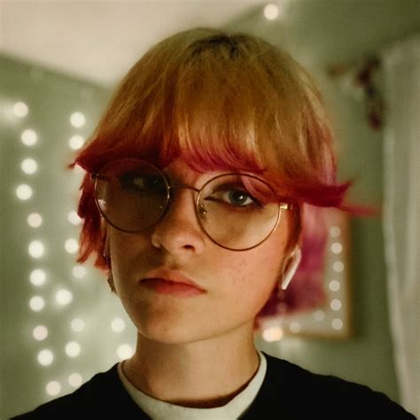 Josefine Neumann Youtube