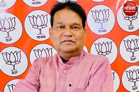 Mp Ravindra Kushwaha Said Water Tank Not Started Since 20 Years सदन में बोले बीजेपी सांसद 20