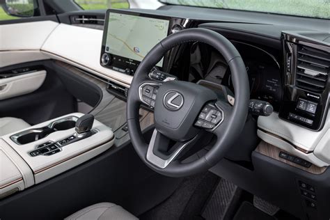 Lexus Lm Dashboard Image Lm Photos In India Autocar India