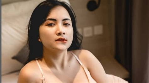 Gak Cuma Main Film Panas Putri Anjani Rekan Siskaeee Diduga Jual