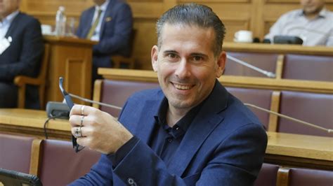 Διαμαντής Καραναστάσης Του πήραν το δίπλωμα για ένα μήνα Οδηγούσε