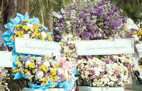 Condolences Flowers Messages