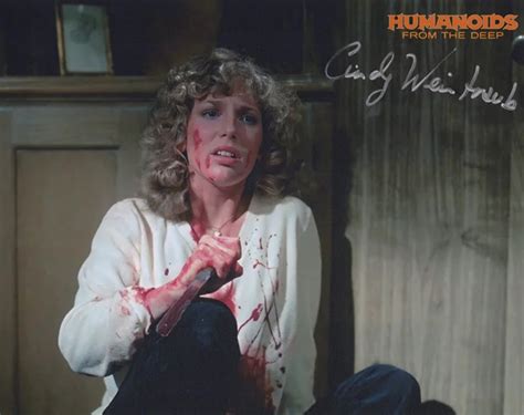 Cindy Weintraub Autographed 8x10 Photo Item 0001325592