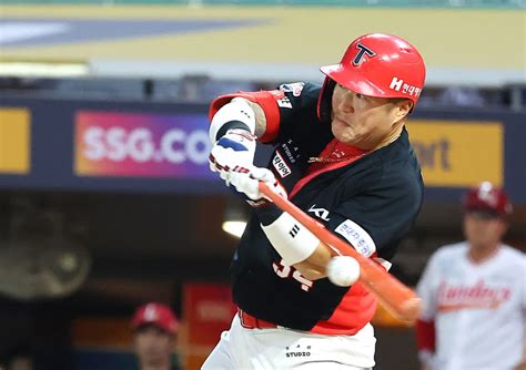 최형우 이승엽 넘었다 Kbo 최다 루타 1위