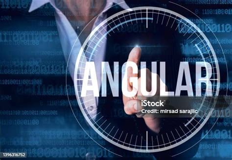 가상 화면에서 각도 버튼을 손가락으로 누르는 비즈니스 여성 각도에 대한 스톡 사진 및 기타 이미지 각도 개발 칠하기 Istock