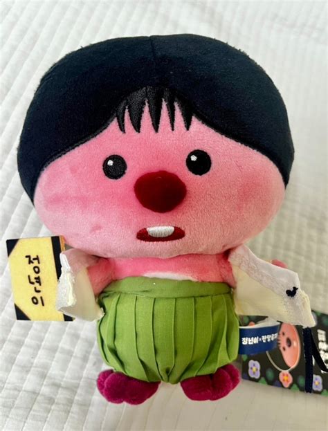 [드라마 굿즈] 드라마 X 잔망루피 팝업 및 굿즈 후기 특전 전시 정년이 루피 인형 증명사진 홀더 스티커 네이버 블로그