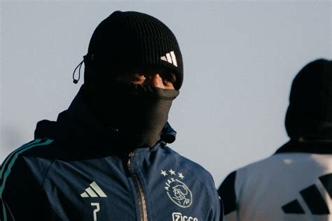 In Pictures Ajax Train In Winter Conditions