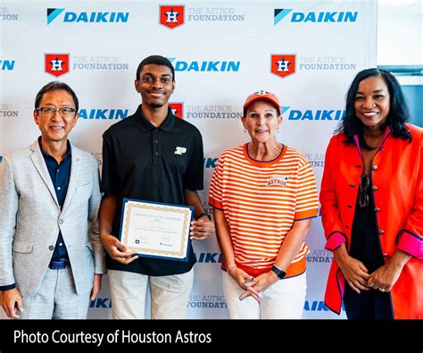 Pearland Isd Senior Awarded Prestigious Steam Scholarship Pearland Isd News