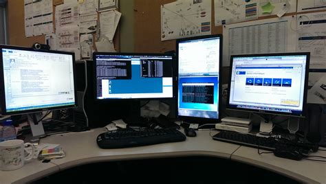Multitasking At Work On Linux R Desktops