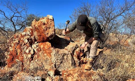 Dreadnought Kicks Off Central Yilgarn Drilling Au