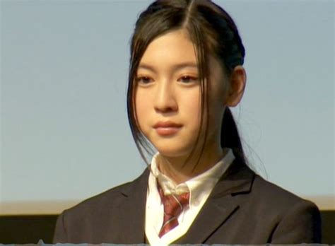 ananに掲載された三吉彩花のグラビアを見た海外のファン 海外の反応 BABYMETAL INFO ベビーメタルインフォ