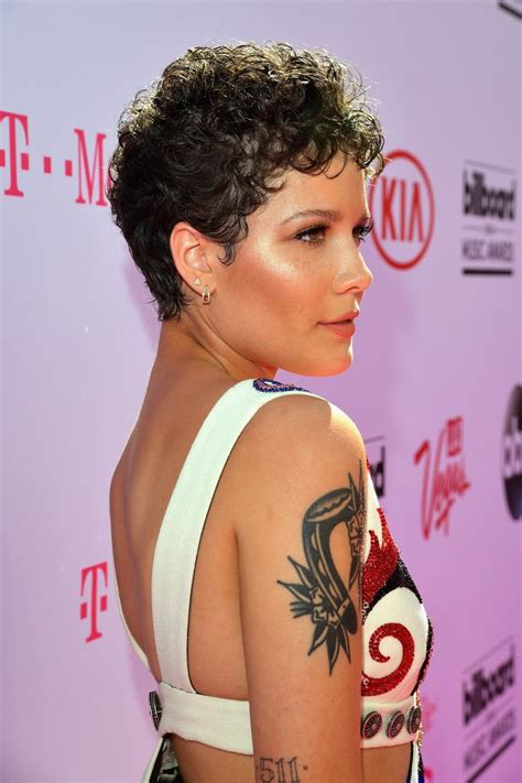 Halsey Halsey Hair Halsey Short Hair Short Curly Hairstyles For Women