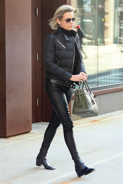 Yolanda Foster Clothes