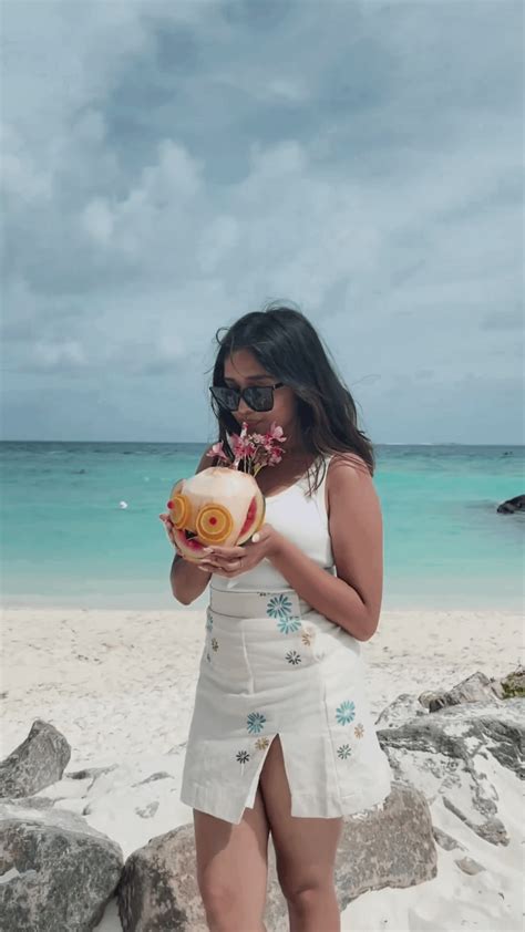 anikha surendran r malluhorny