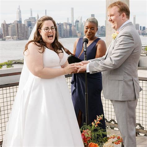 How To Write Wedding Vows Step Framework Robyn Ashley Weddings