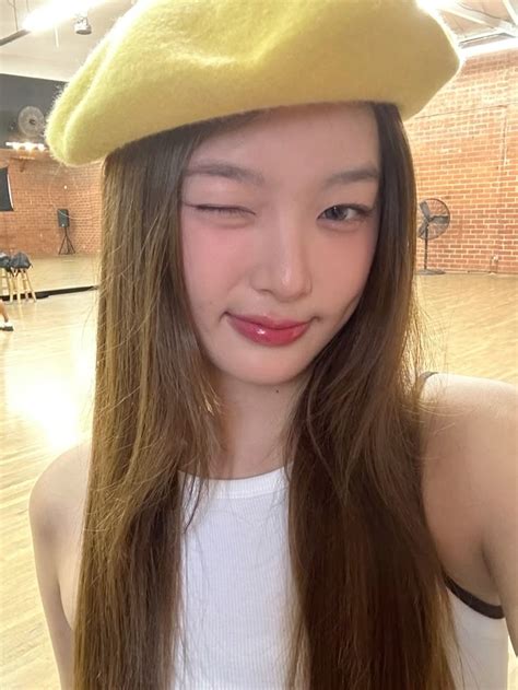 Yoonchae ~ Weverse 1006 Idolss Celebridades Mis
