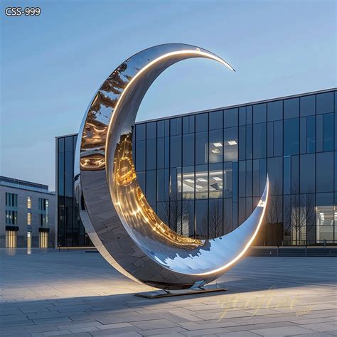 Stainless Steel Crescent Moon Sculpture For Outdoor Css 999