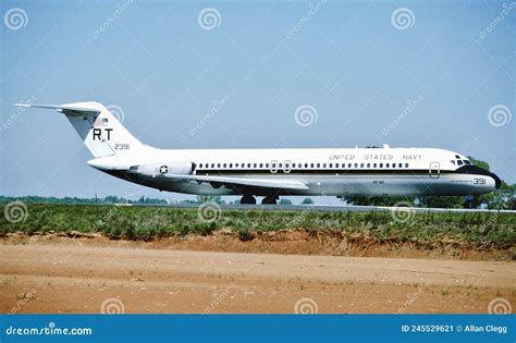 usn mcdonnell douglas c 9b dc 9 33 buno 159115 cn47587 ln700 editorial