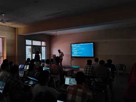 Apachehadoop Docker Bigdata Mapreduce Python Csedepartment Dataanalytics
