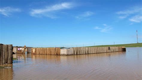 Мобиком Корпораци үерийн гамшигт өртсөн ард иргэдэд хандивын тусламж үзүүллээ