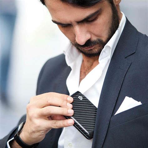 Smart Case V2 Genuine Carbon Fiber