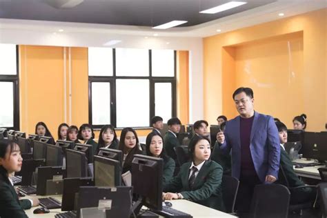 郑州商学院全景图 州全景图 州全景图片 第10页 大山谷图库