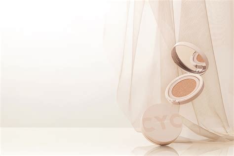 보스피부과 보습의 시작은 촉촉하게 마무리 되는 클렌징 김홍석 원장님이 추천하는 보습 밸런스 머니 4월호 피부가 가장 괴로운 환절기 중요한 것은 밸런스를 맞추는